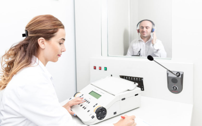 Pure tone hearing test